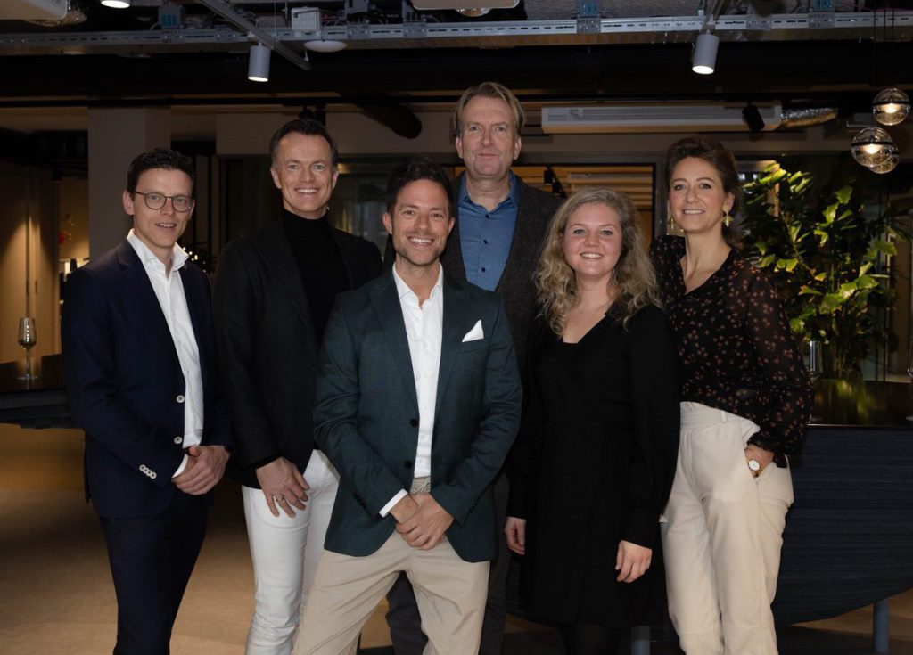 IT revolves around you - Interstellar